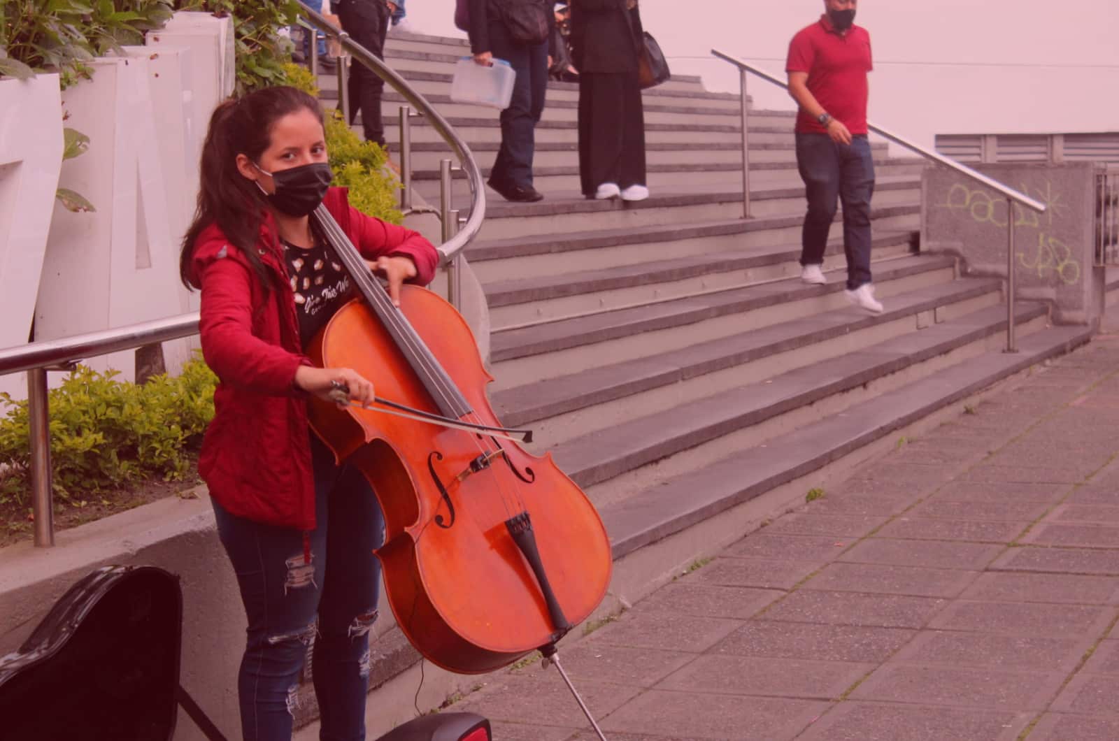 Jóvenes sin trabajo: una realidad en el mundo entero | Más Colombia