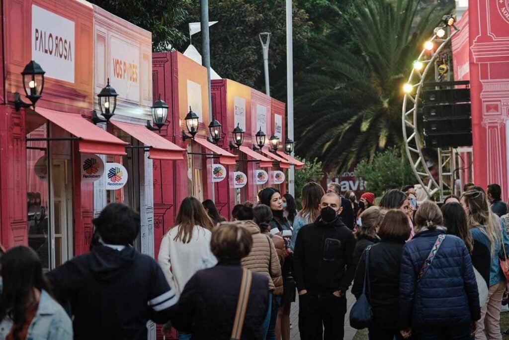 Feria Eva 2024: marcas nacionales, ambiente navideño, buena comida y más | Más Colombia