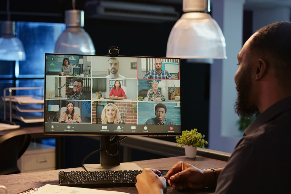 13 actividades para crear sinergia en los equipos de trabajo remoto en 2023 | Más Colombia