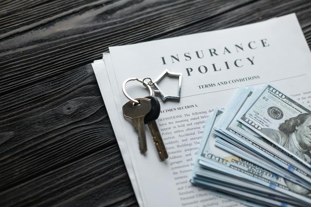 Property Insurance: What’s Covered and What’s Not | Más Colombia